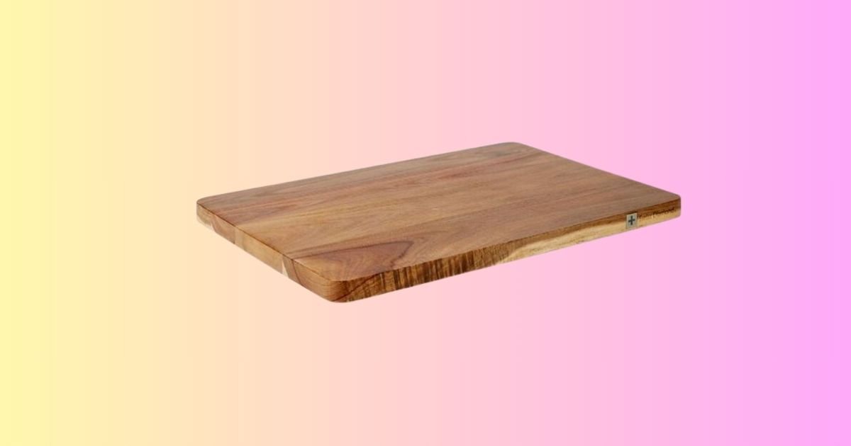 How Long Is 40 Cm? 12 Common Things That Are 40 Cm Long